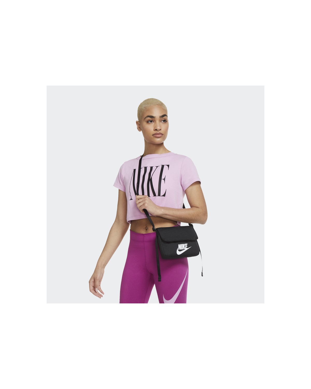 BOLSO NIKE FUTURA 365 CRSSBDY CW9300-010